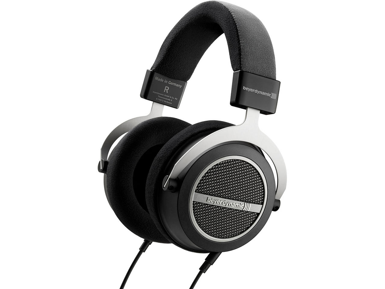 beyerdynamic Amiron Home Tesla | Laptop.bg - Технологията с теб