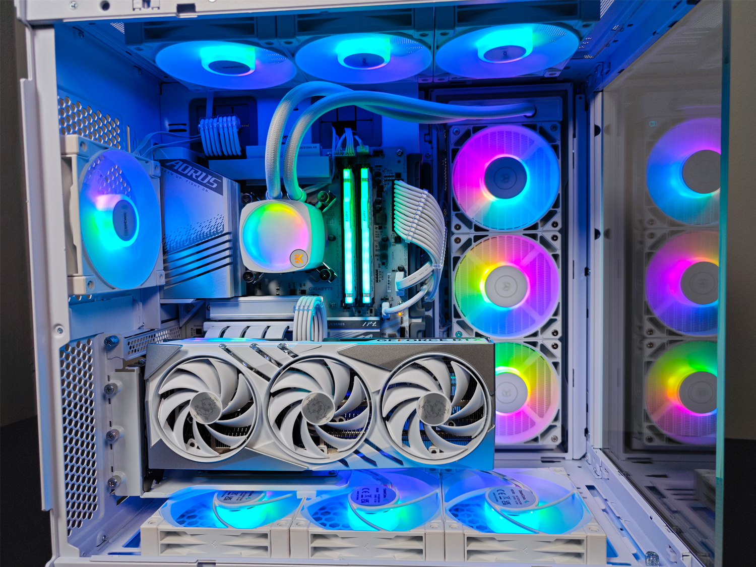 G:RIGS SUPERNOVA Ultra (AMD) | Laptop.bg - Технологията с теб